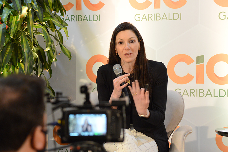 Primeira Tribuna Empresarial CIC de 2022 recebe Grasiela Tesser - CIC ...